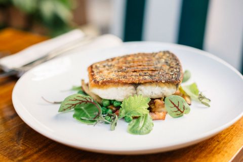 Pan-roasted barramundi with bacon, mushrooms and peas | Great ...